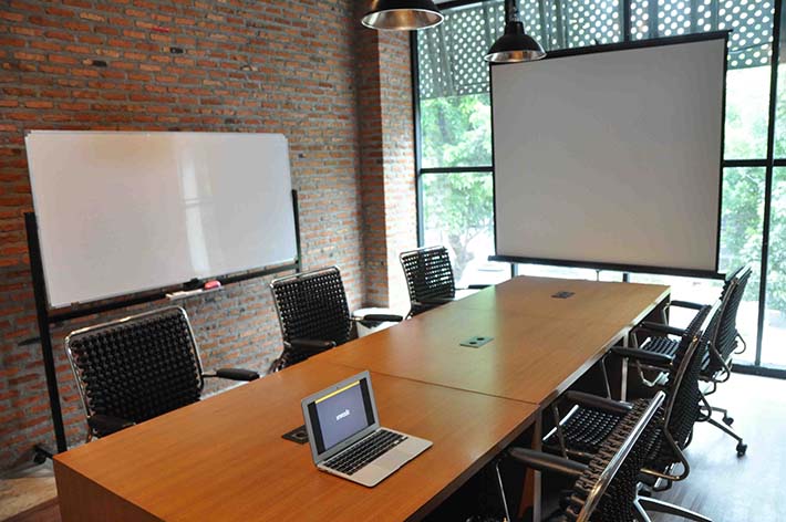 Tempat Presentasi Bisnis Seru di Jakarta - XWORK Blog