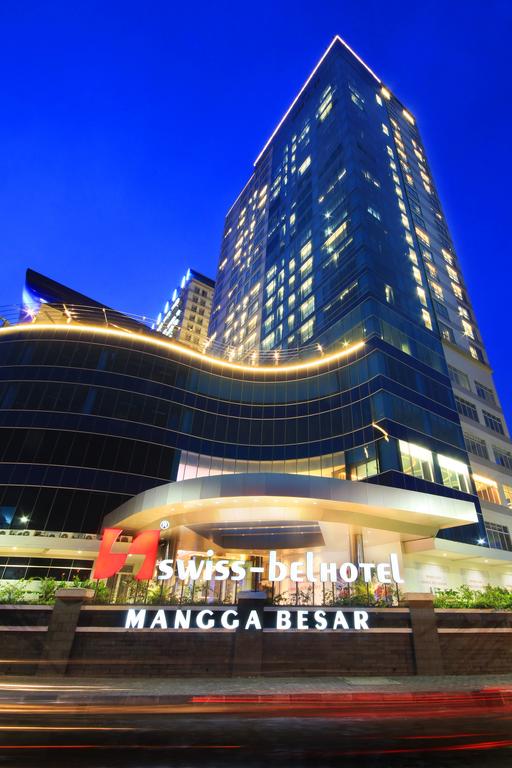 Having Meeting in Jakarta, at Swiss-bel Hotel Mangga Besar